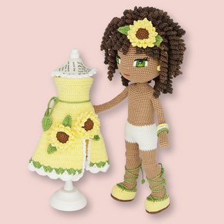 Naomi Crochet Doll Pattern – Crochetree